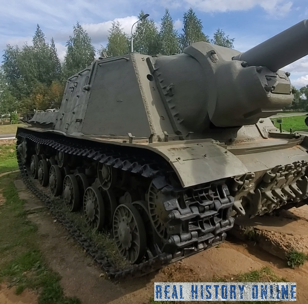 ISU-152 - WW2 TIGER, PANTHER and BIG CAT TANK KILLER