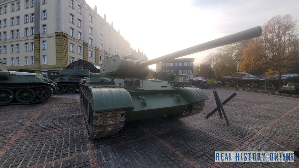 T-44 Medium Tank (Object 136)