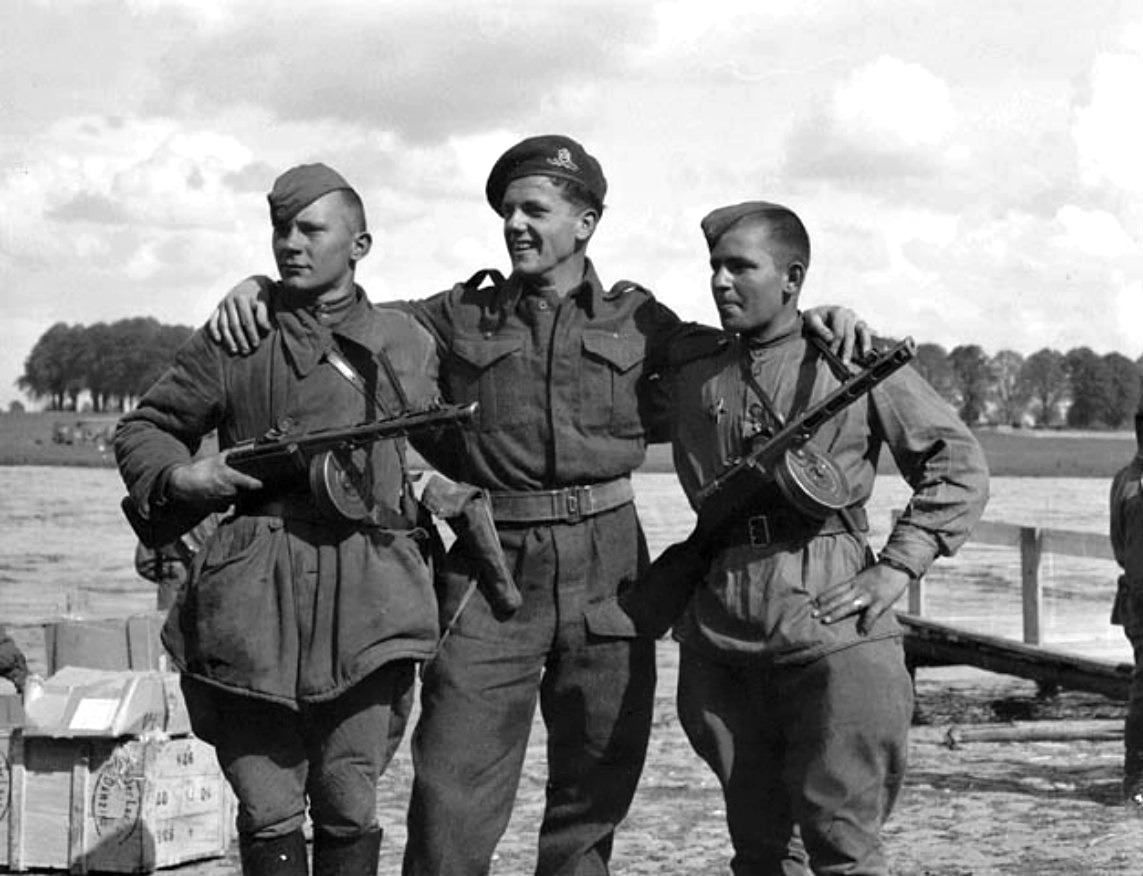 The Meeting on the Elbe River by the Allies WW2 - Real History Online