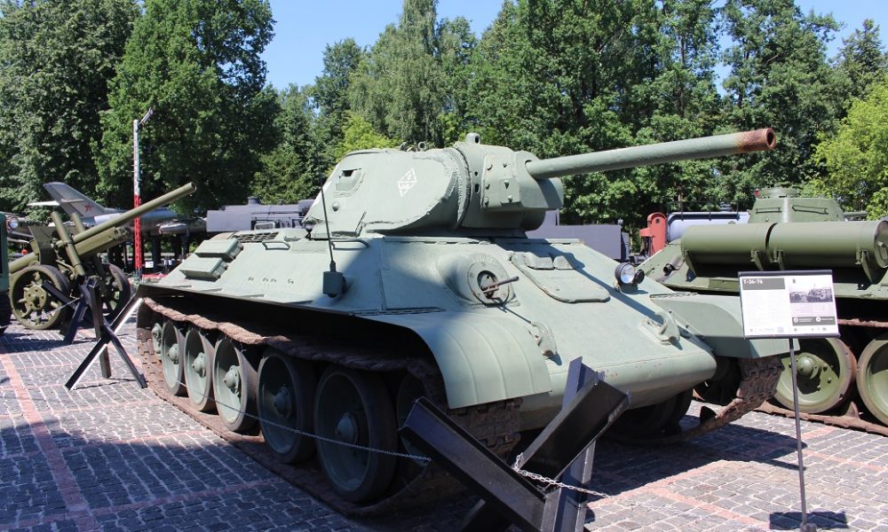 T-34 Tank (76 Variant) - Soviet Medium Tank - Real History Online