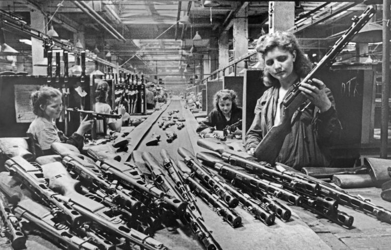Soviet Evacuation of Factories, People and Industries. - Real History ...