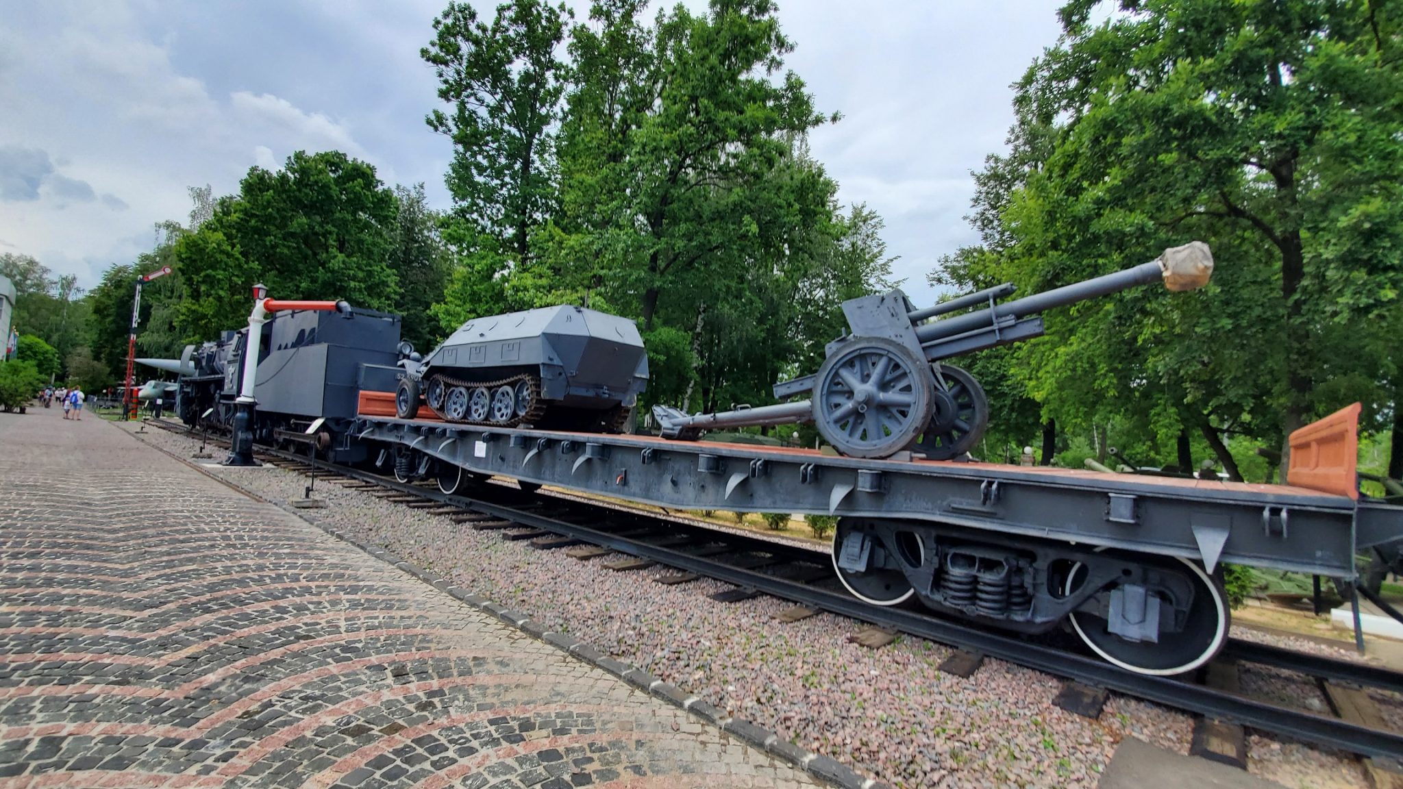 BR-52 German Military locomotive - Real History Online
